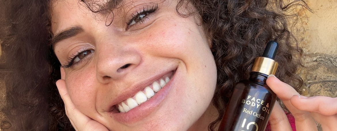 How to Use Red Ochre Face & Body Oil: Ultimate Guide to Glow – Yaye